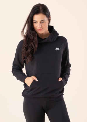 Nike jaka | Weekend.lv